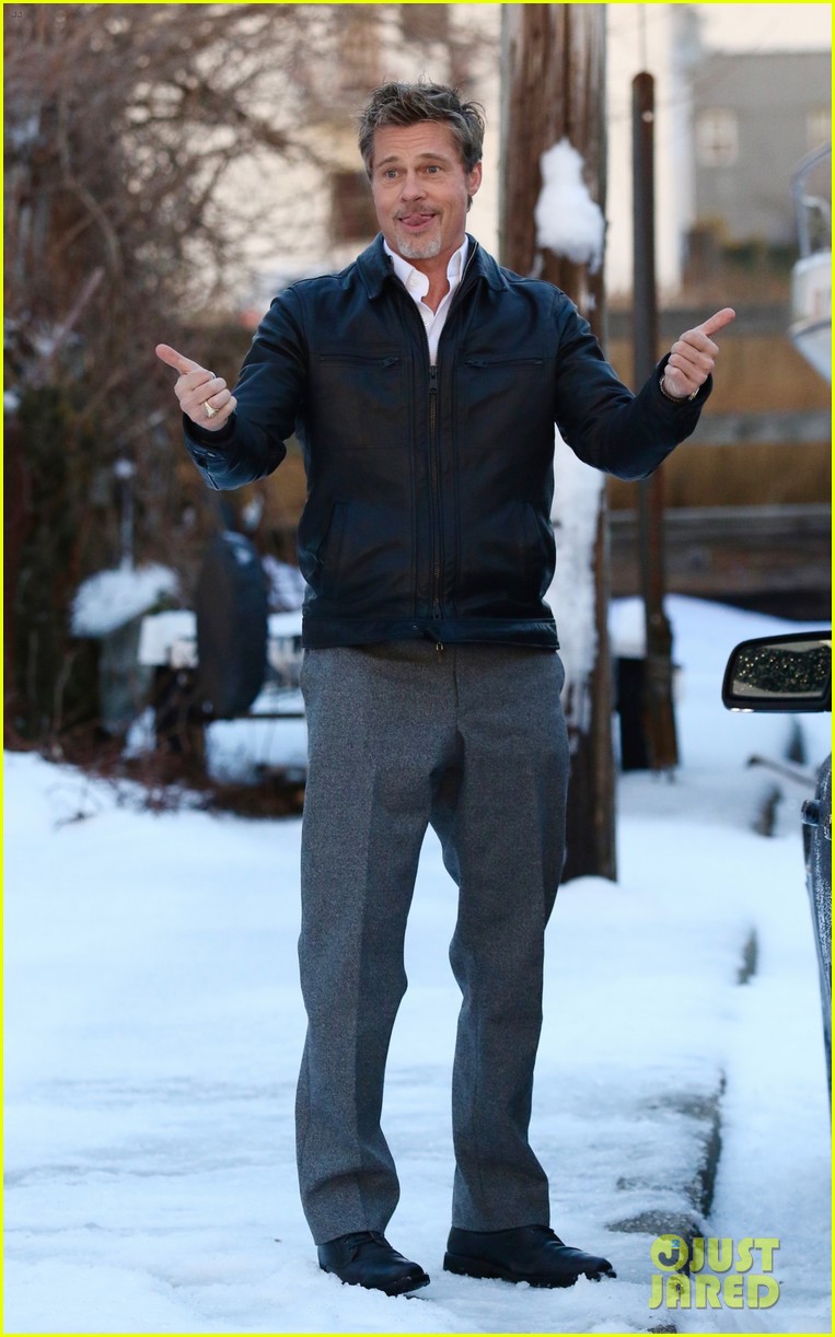 Brad Pitt Sticks Out His Tongue While Filming 'Wolves' With George ...