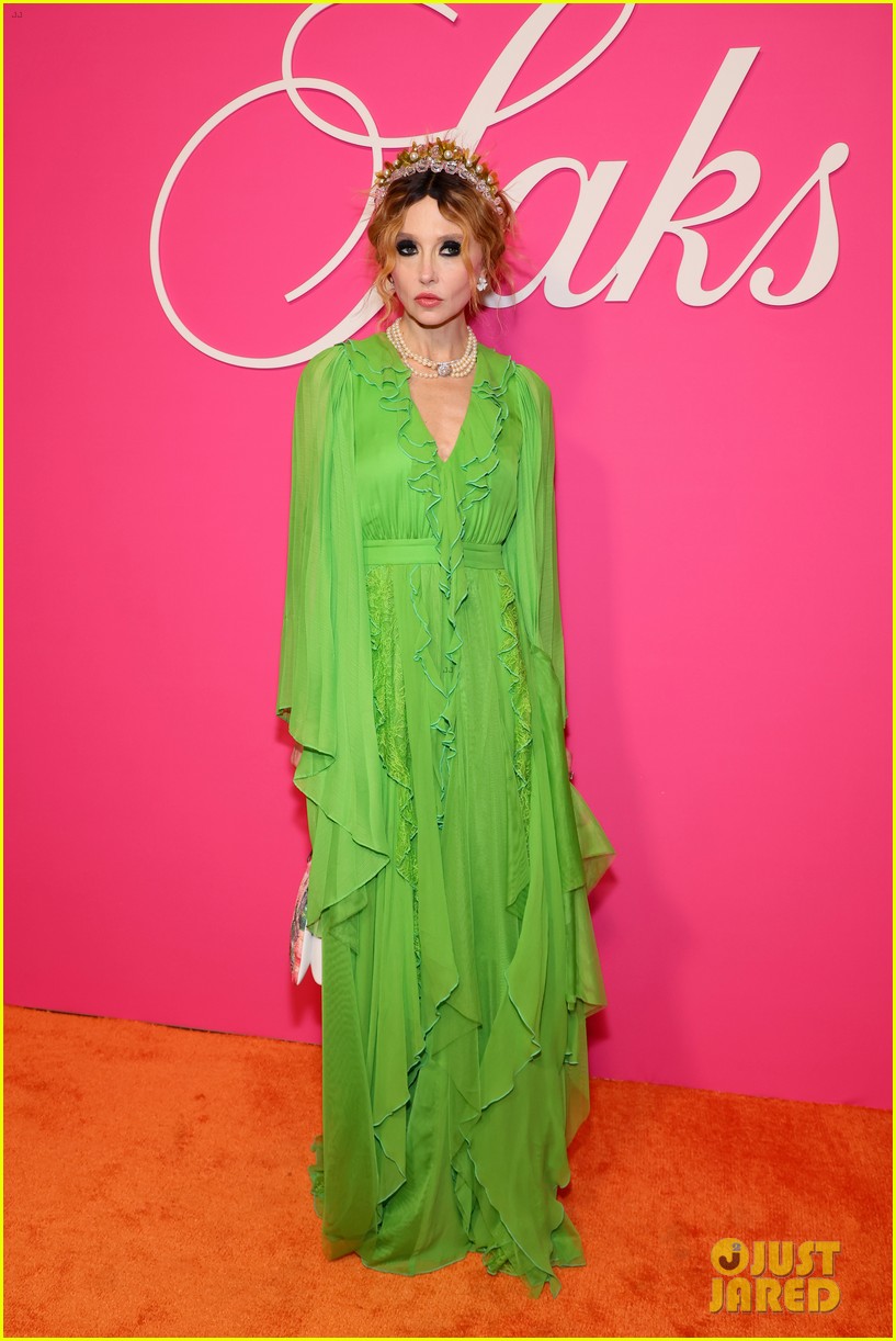 Emma Roberts, Charli XCX, & Nicky Hilton Rothschild Help Kick Off New ...