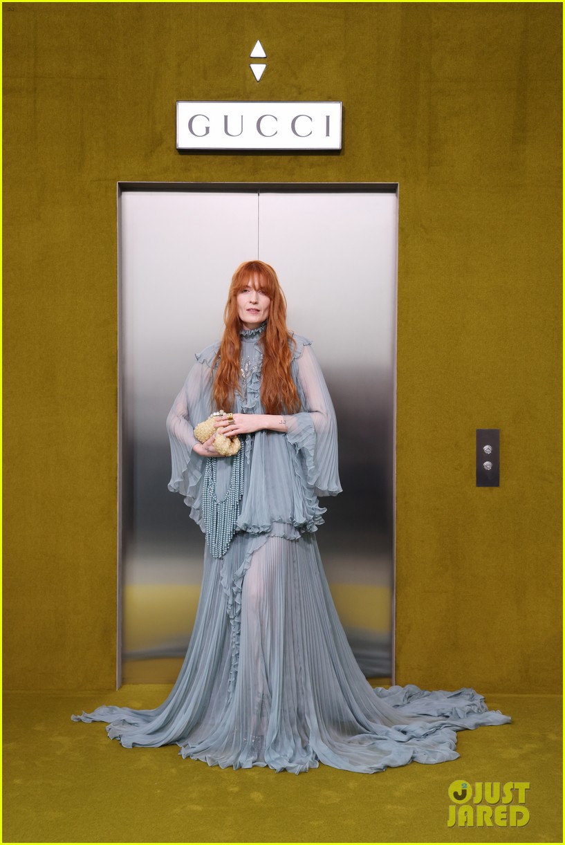 Salma Hayek Brings Her Family to Gucci's Fashion Show During Milan ...