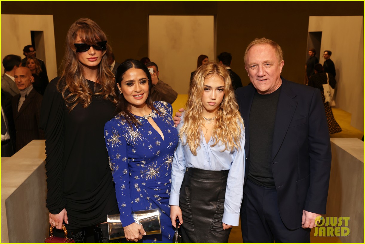 Salma Hayek Brings Her Family to Gucci's Fashion Show During Milan ...