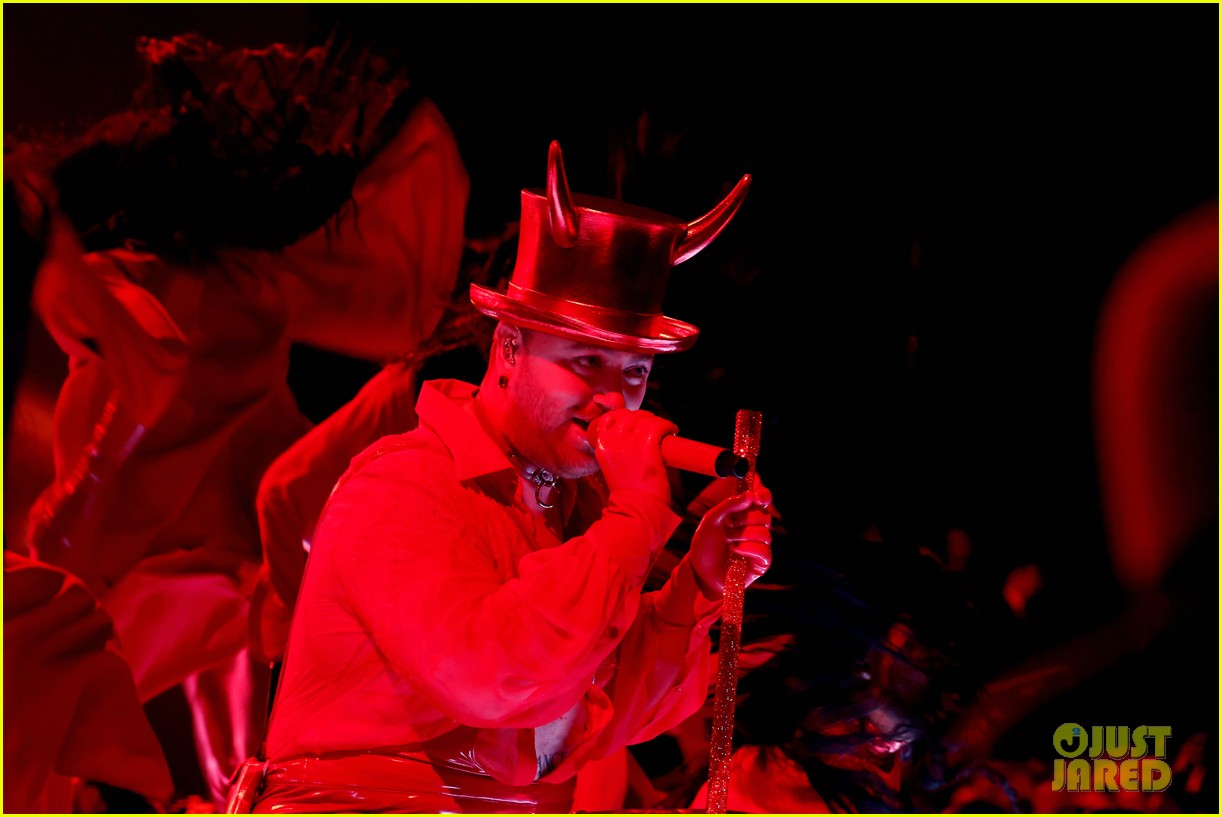 Sam Smith & Kim Petras Heat Up the Grammys Stage with 'Unholy ...