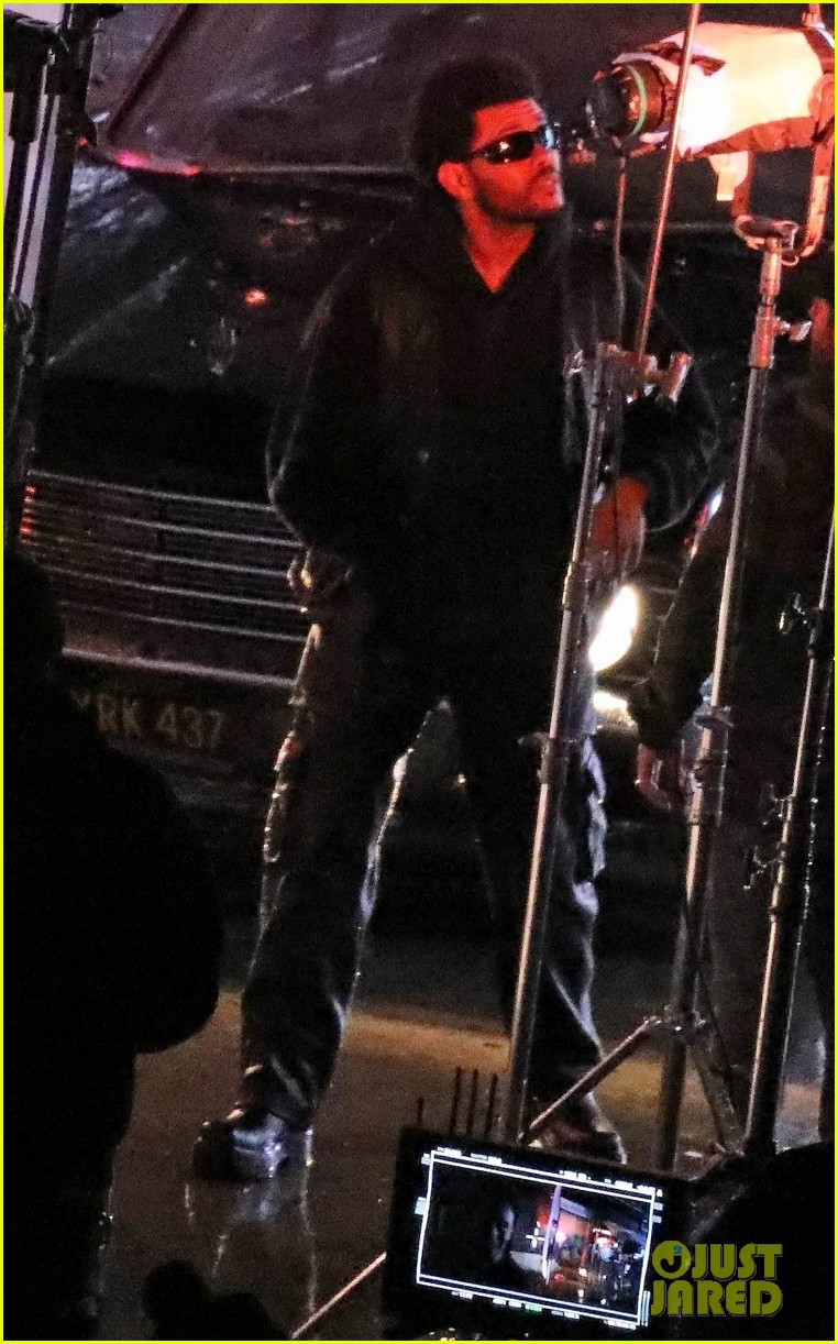 The Weeknd Shoots Night Scenes for a New Music Video: Photo 4891928 ...