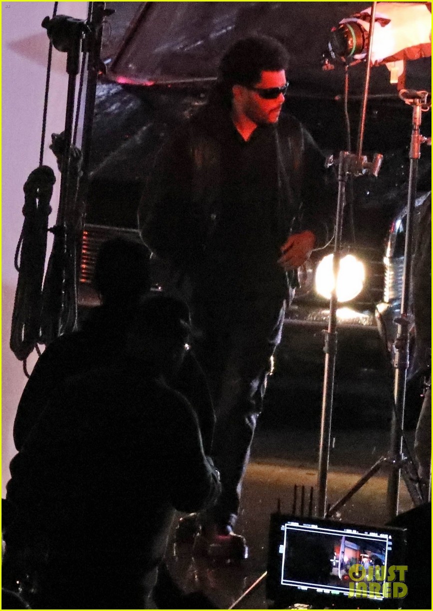 The Weeknd Shoots Night Scenes for a New Music Video: Photo 4891929 ...