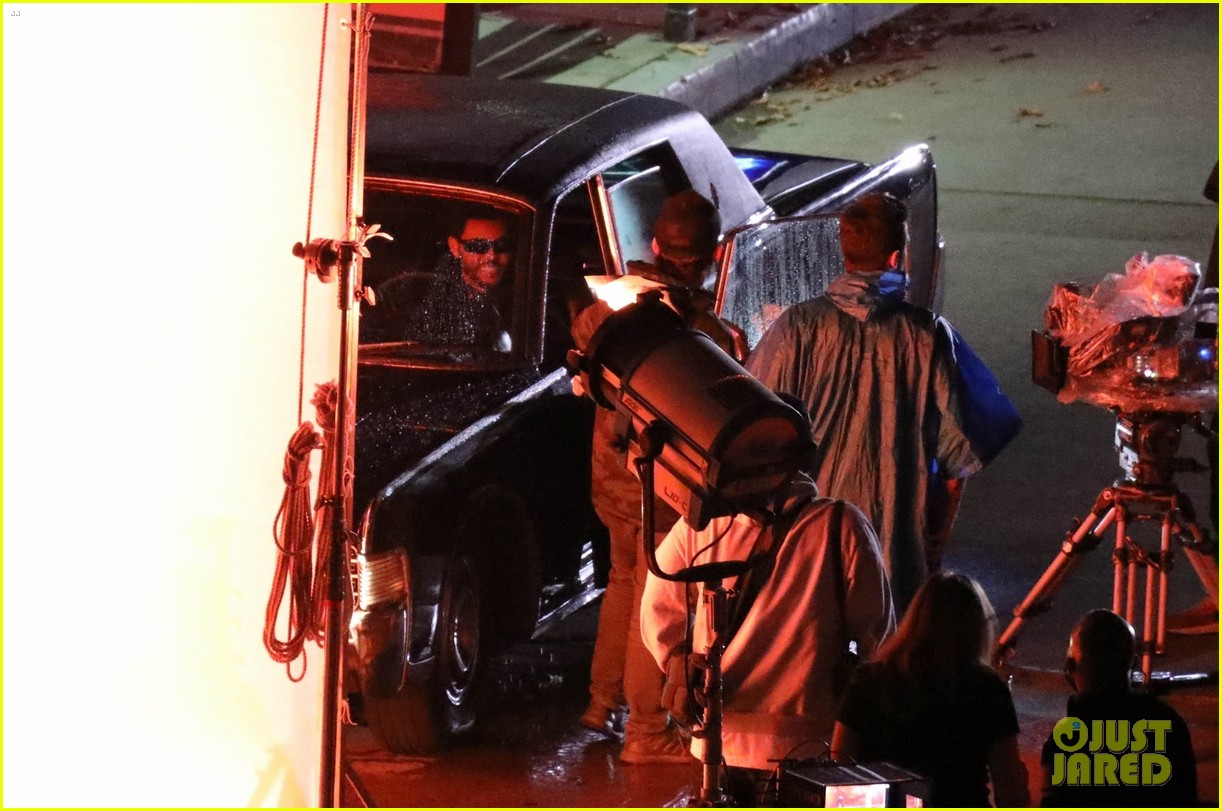 The Weeknd Shoots Night Scenes for a New Music Video: Photo 4891935 ...