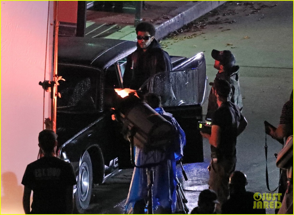 The Weeknd Shoots Night Scenes for a New Music Video: Photo 4891942 ...