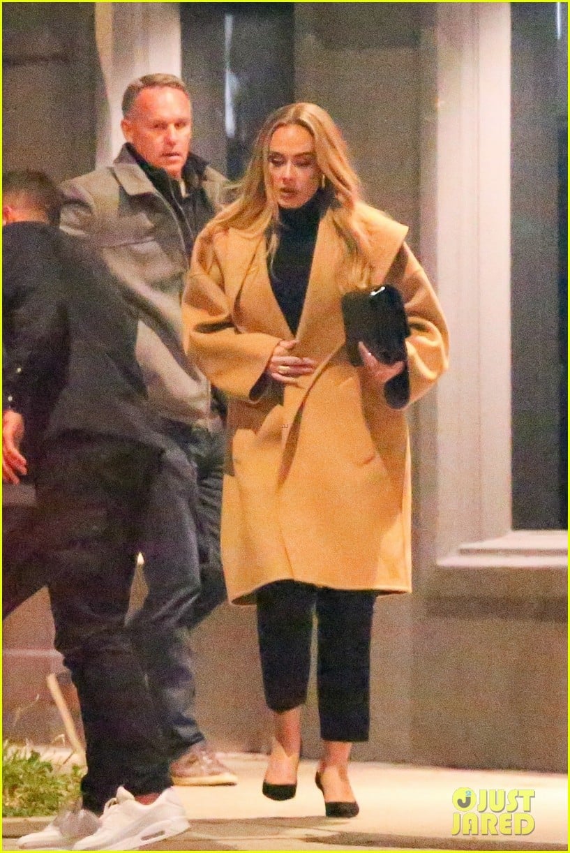 Adele Heads Out After Grabbing Dinner in Santa Monica: Photo 4905087 ...