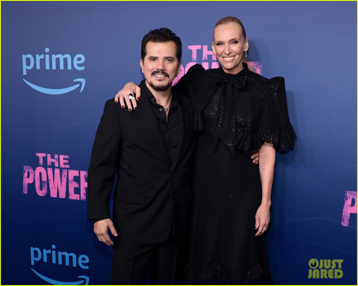 Auli'i Cravalho Reveals The Reason For Red Handprint On Her Face at 'The Power' Premiere: Photo ...