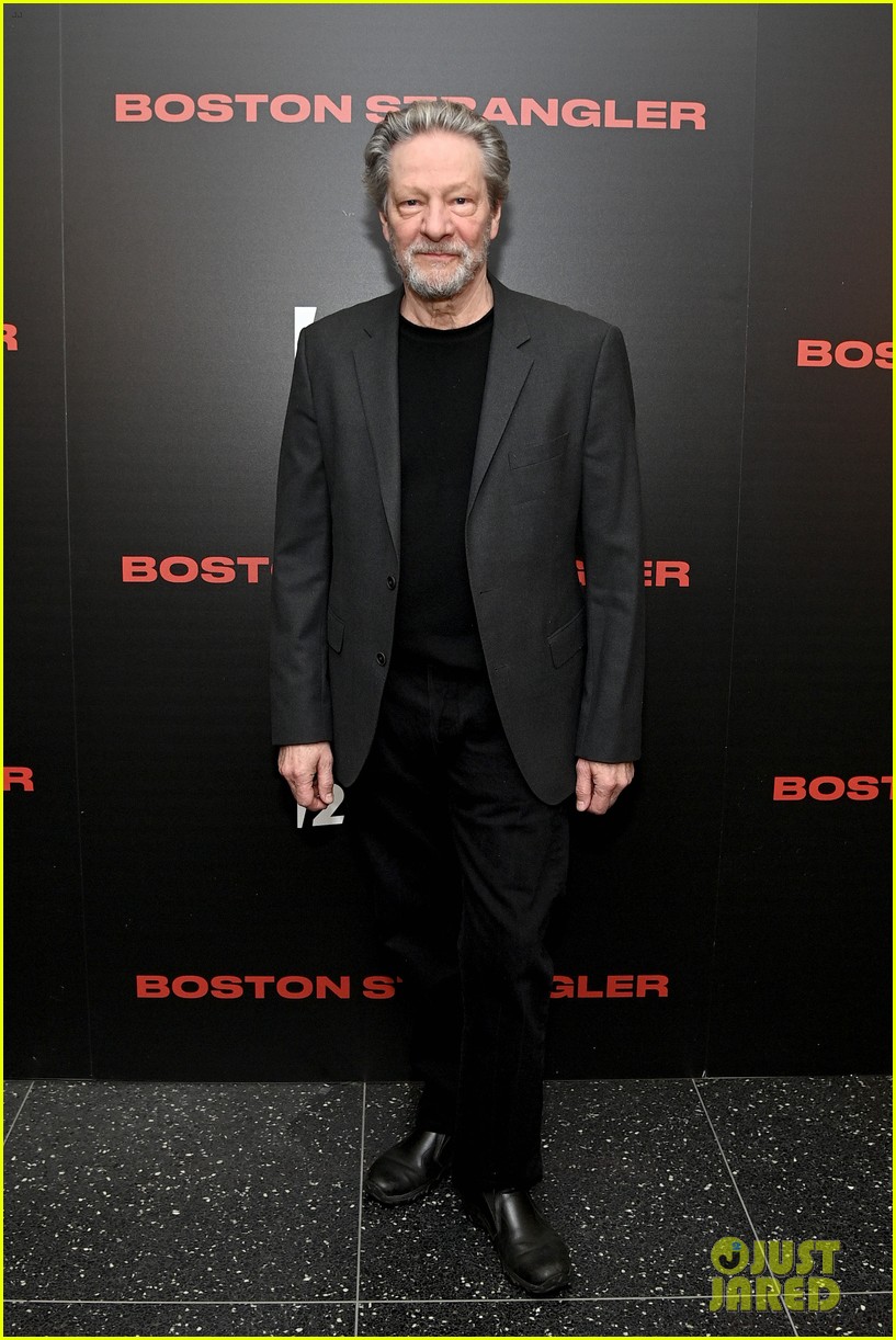 Keira Knightley & Carrie Coon Premiere 'Boston Strangler' Movie in NYC ...