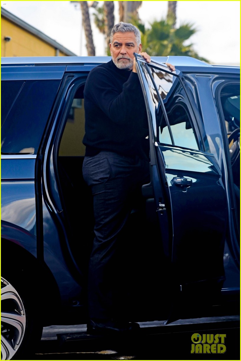 Brad Pitt & George Clooney Arrive on Set to Continue Filming 'Wolves ...