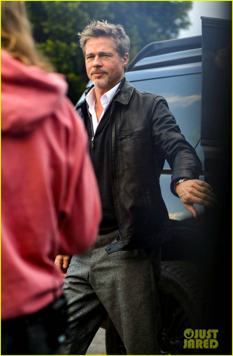 Brad Pitt & George Clooney Arrive on Set to Continue Filming 'Wolves ...