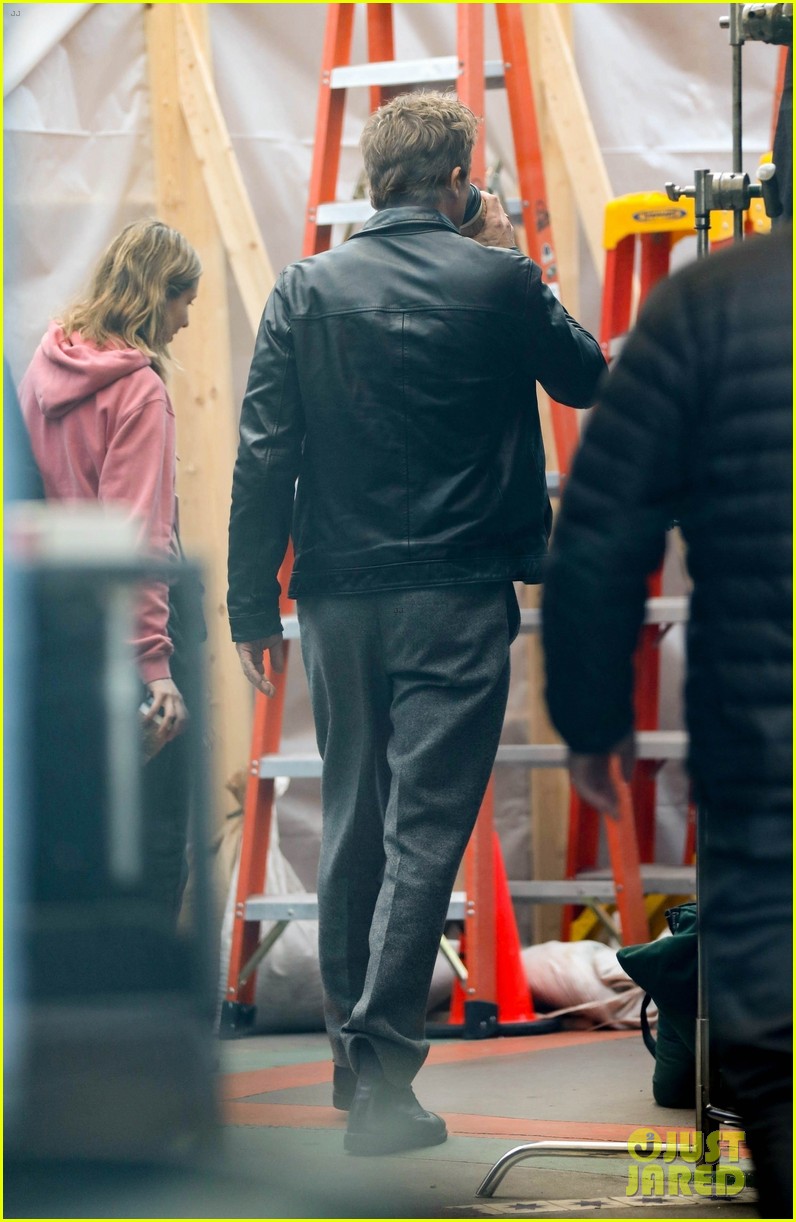 Brad Pitt & George Clooney Arrive on Set to Continue Filming 'Wolves ...