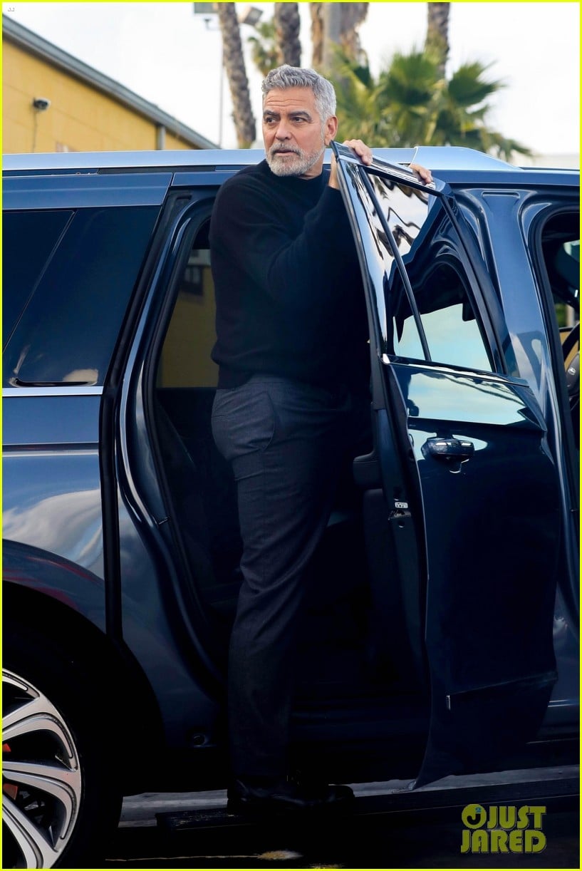 Brad Pitt & George Clooney Arrive on Set to Continue Filming 'Wolves ...