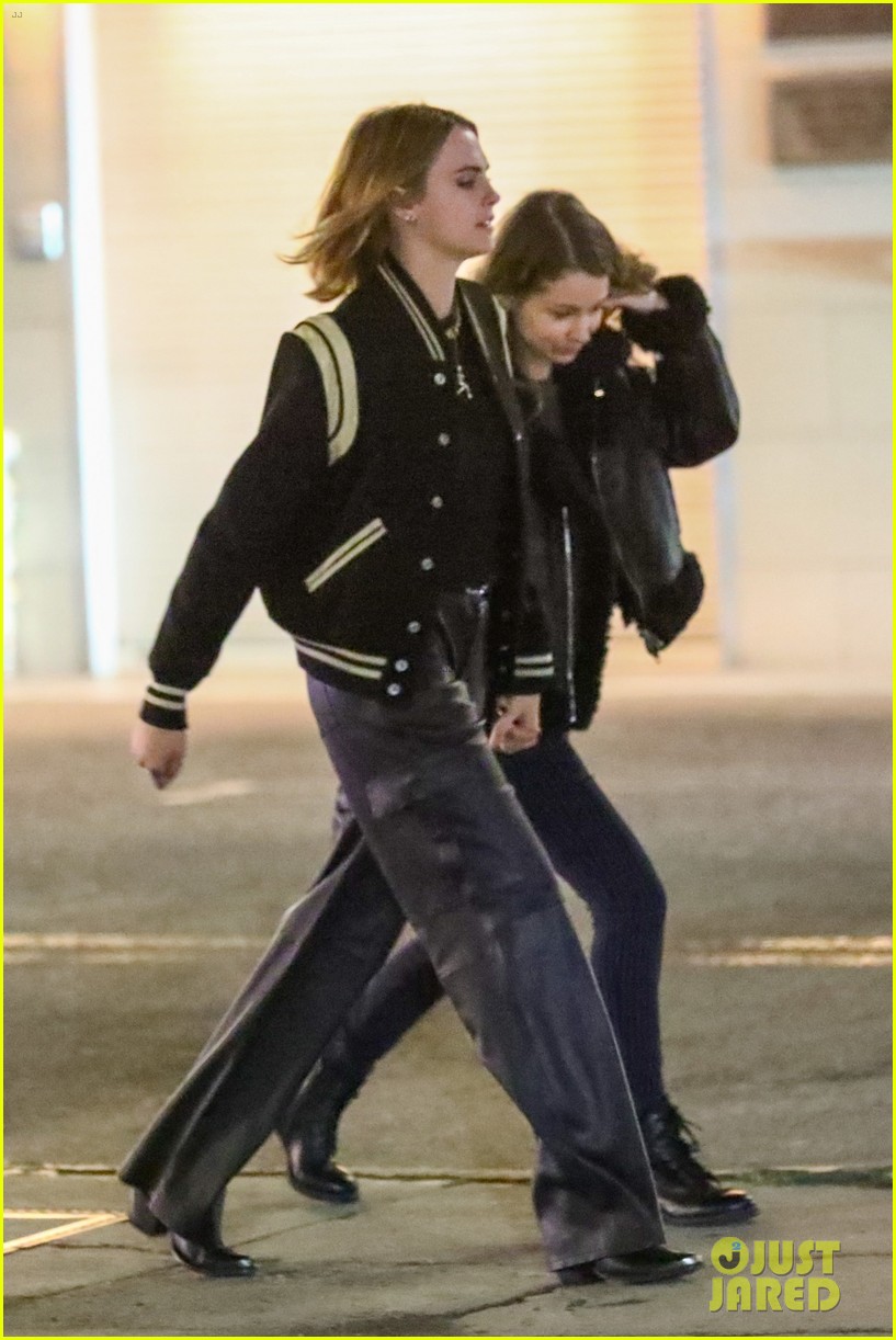 Cara Delevingne & Girlfriend Minke Hold Hands on Dinner Date in L.A ...