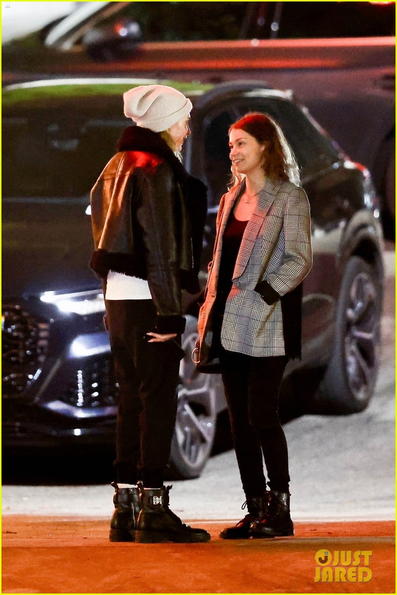 Who is Cara Delevingne's Girlfriend Minke? Get to Know Her Musician ...