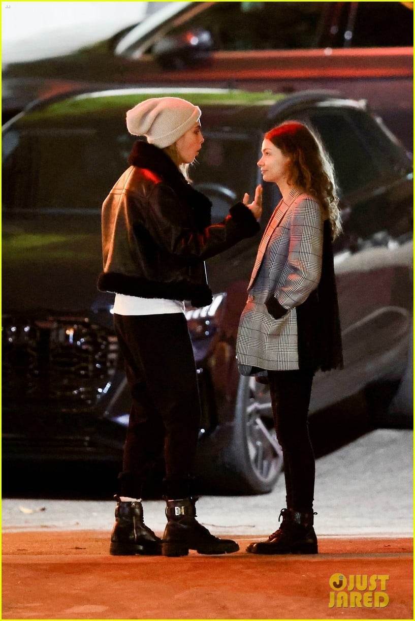 Who is Cara Delevingne's Girlfriend Minke? Get to Know Her Musician ...