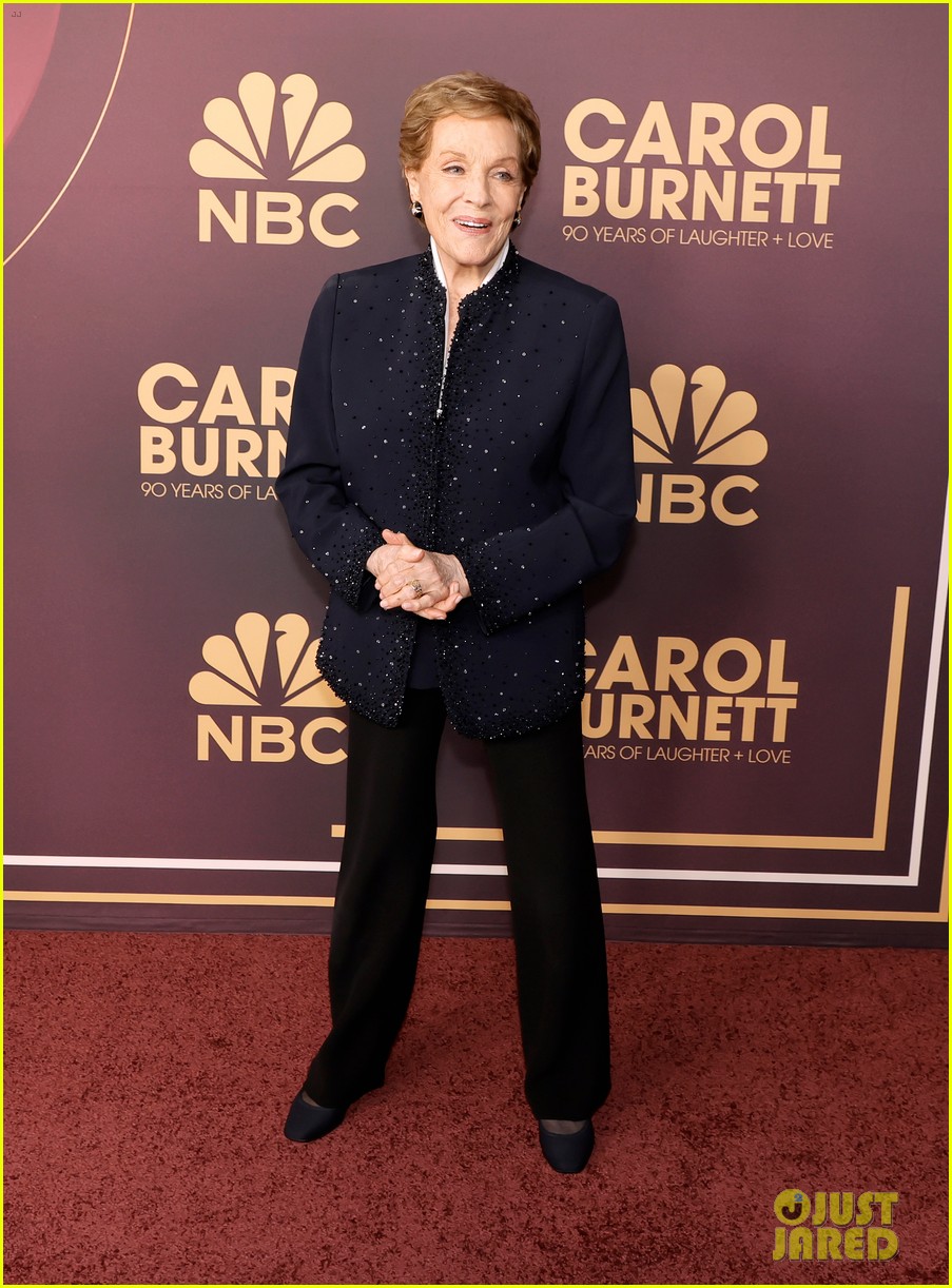 Carol Burnett Joined By Legends for 90th Birthday Special Taping - See ...