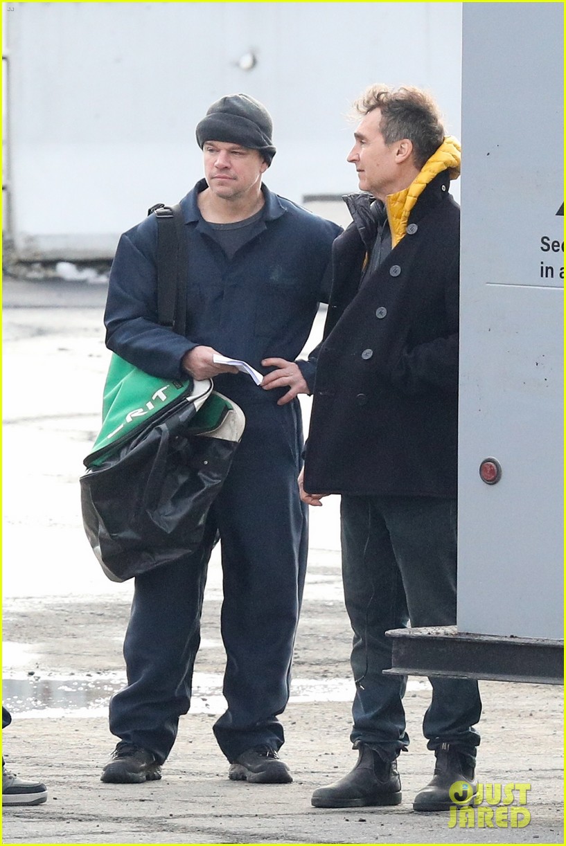 Matt Damon & Casey Affleck Make a Run For It on Set of Their New Movie ...