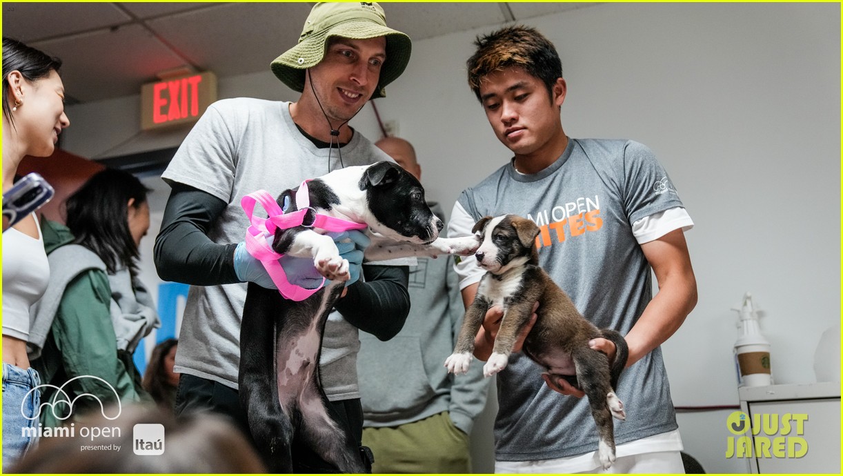 Tennis Stars Casper Ruud & Lorenzo Musetti Play with Puppies, Give Back ...