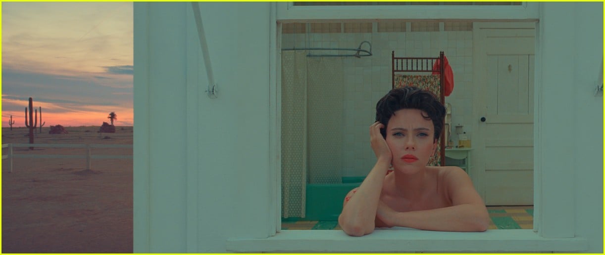 Wes Anderson's 'Asteroid City' Trailer Features an All-Star Cast in a Supernatural Situation ...