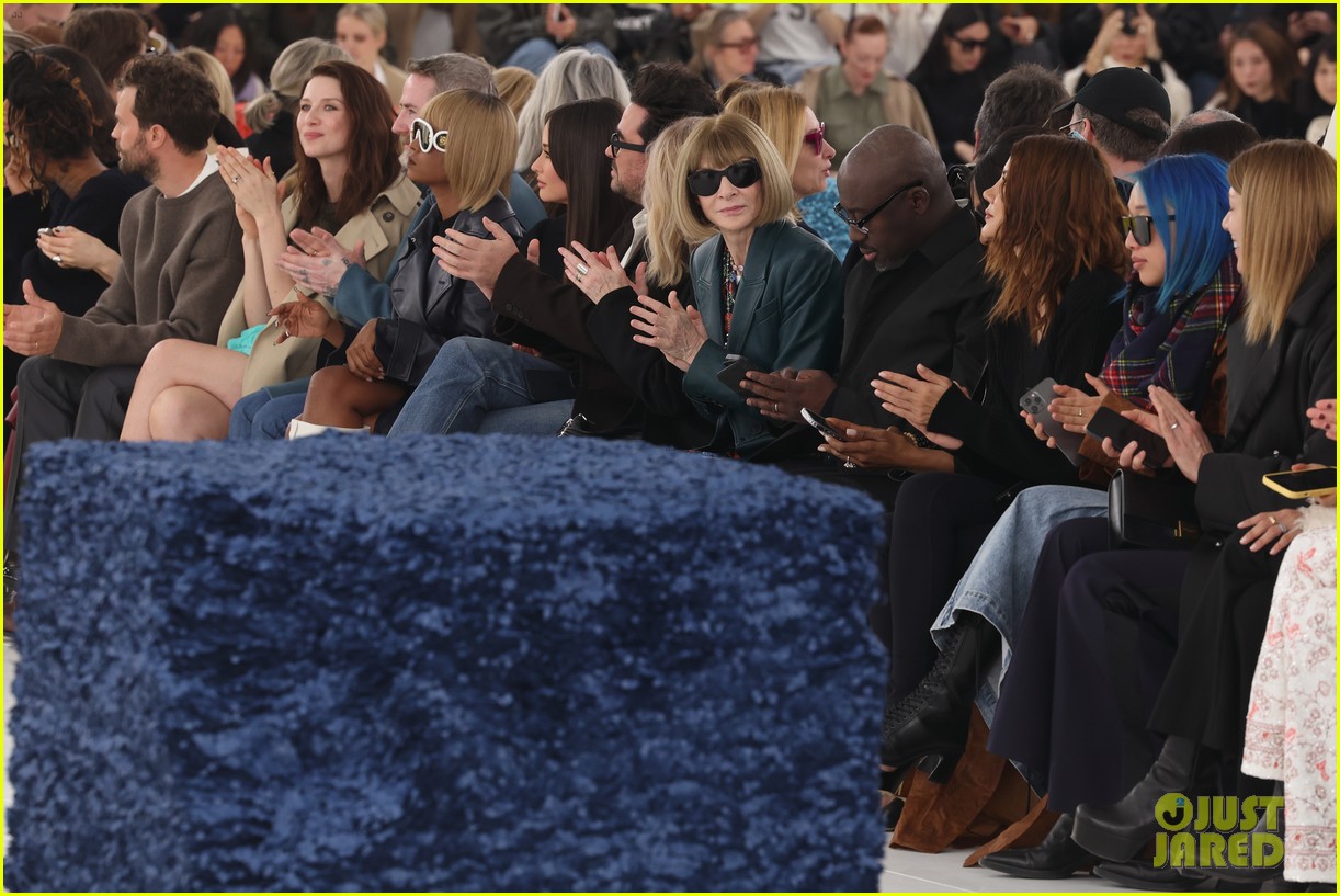 Jamie Dornan Reunites with 'Belfast' Co-Star Caitriona Balfe at Loewe ...