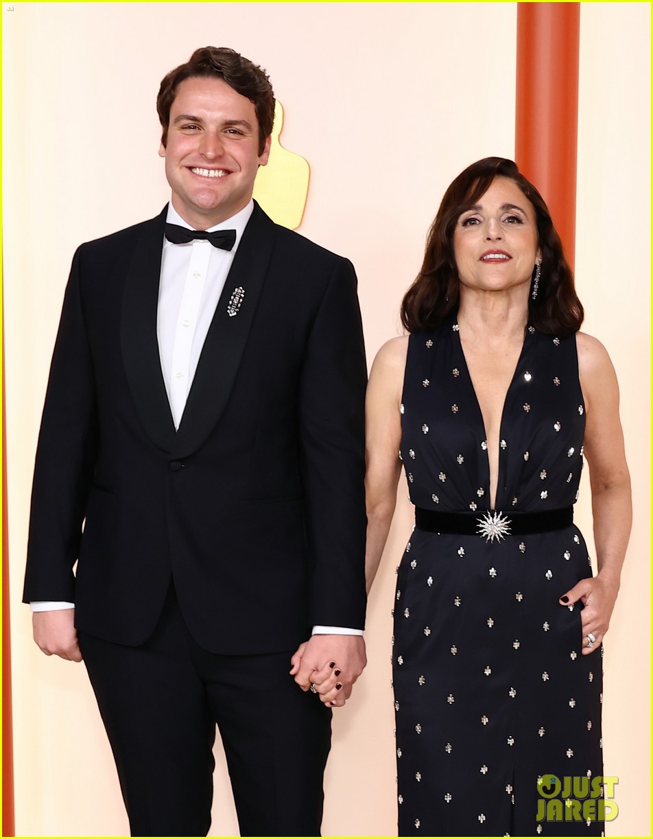 Julia Louis-Dreyfus Brings Her Son Henry Hall to Oscars 2023!: Photo ...