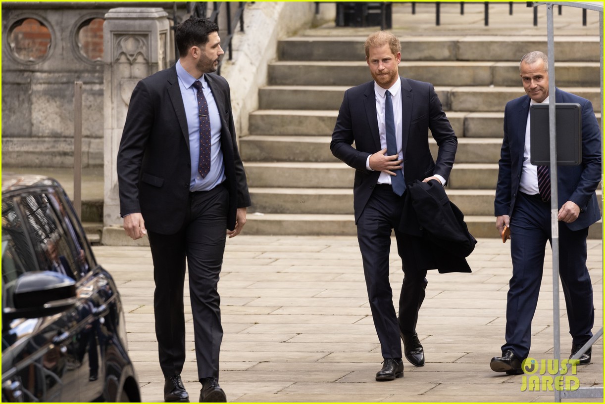 Elton John & Prince Harry Leave Royal High Courts After First Day Of ...