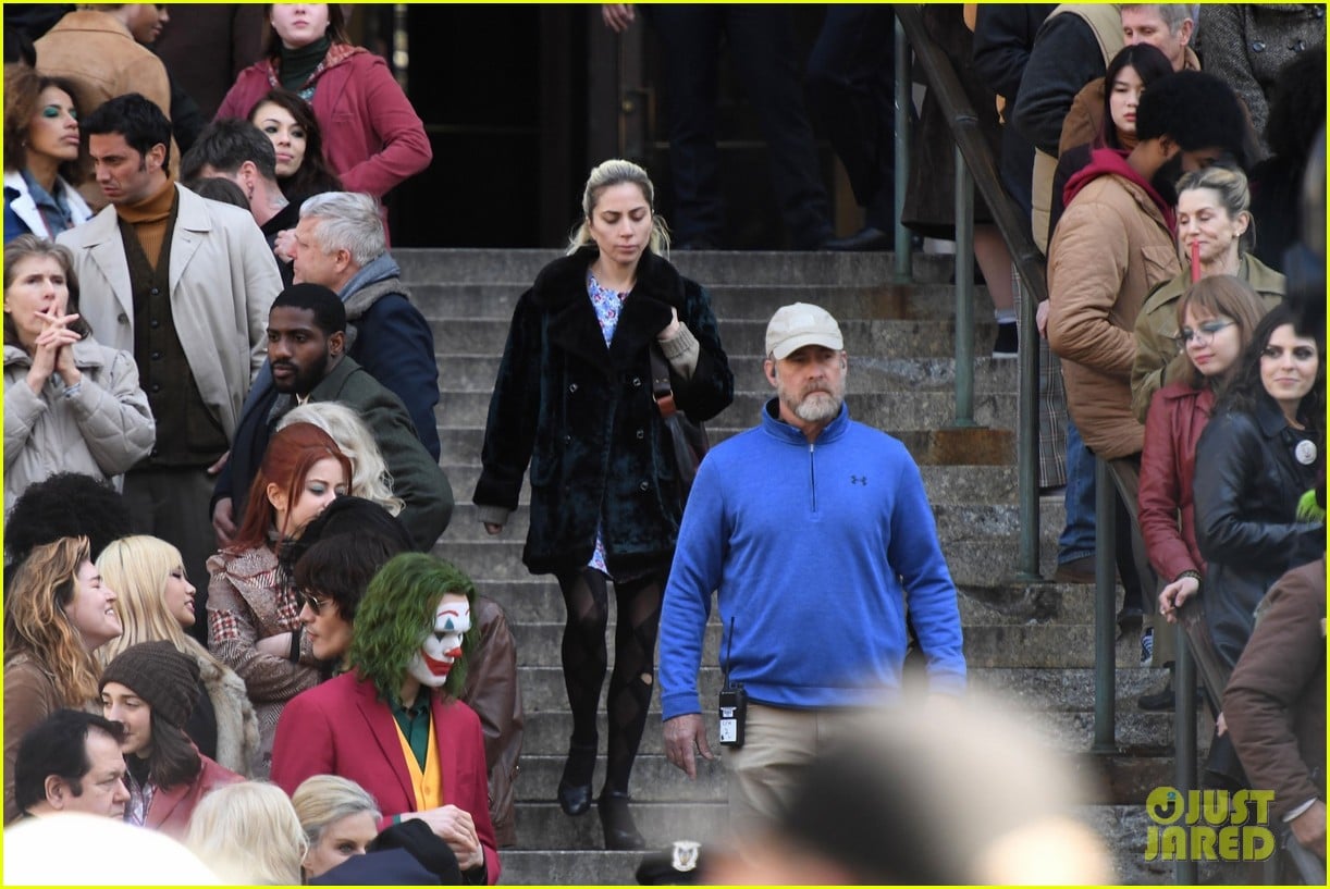 Lady Gaga Kisses a Woman on the Set of 'Joker 2' in NYC, Resumes ...