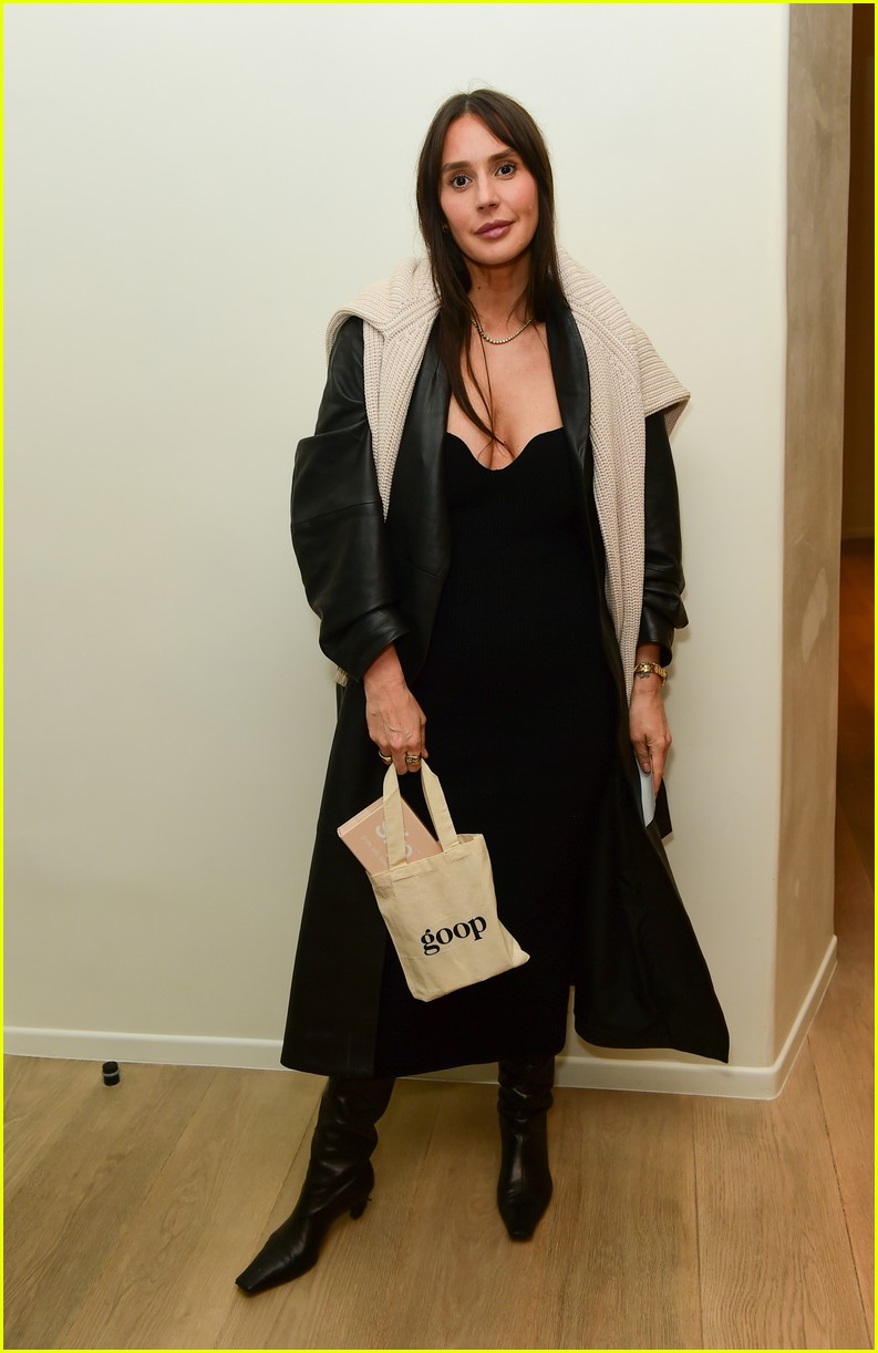 Gwyneth Paltrow Celebrates New Goop Drop With Maria Shriver at Star ...