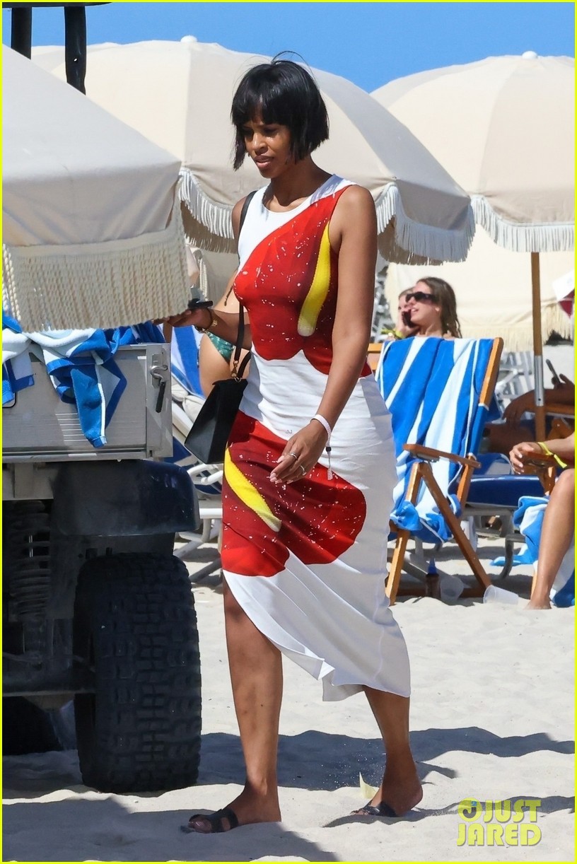 Idris Elba Hits The Beach With Wife Sabrina In Between Ultra Music ...