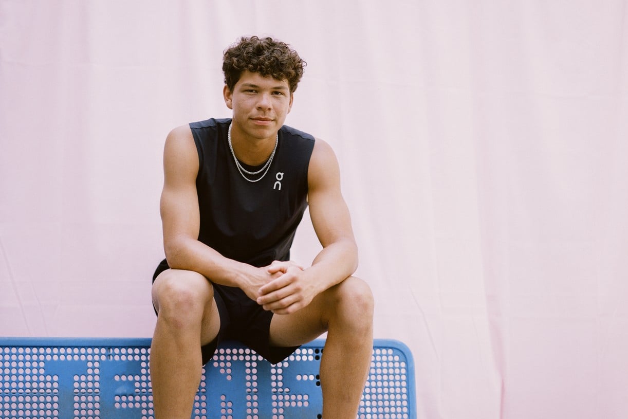 Roger Federer's Sportswear Brand On Signs Tennis' World #1 Iga Swiatek ...