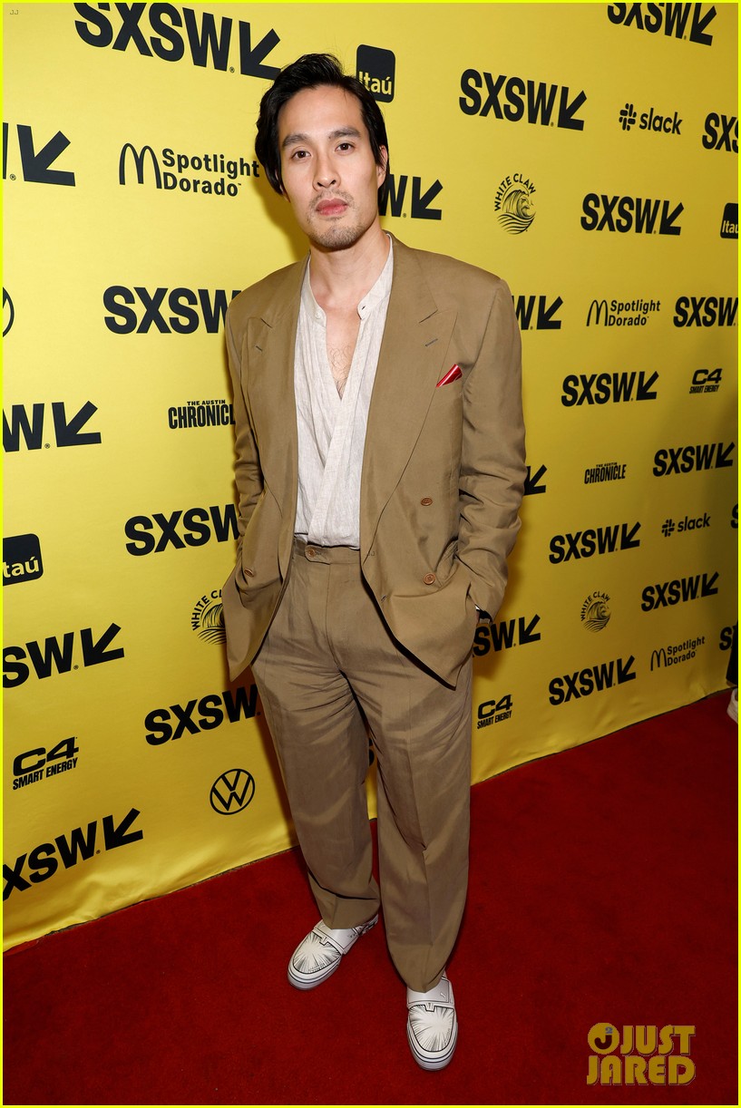 Stephanie Hsu, Sherry Cola, Ashley Park, & Sabrina Wu Buddy Up at 'Joy ...