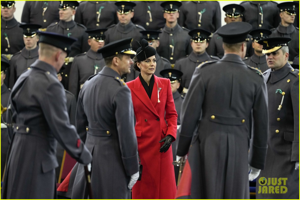 Kate Middleton Gets Pinned With Her Very Own Leek During St. David's ...