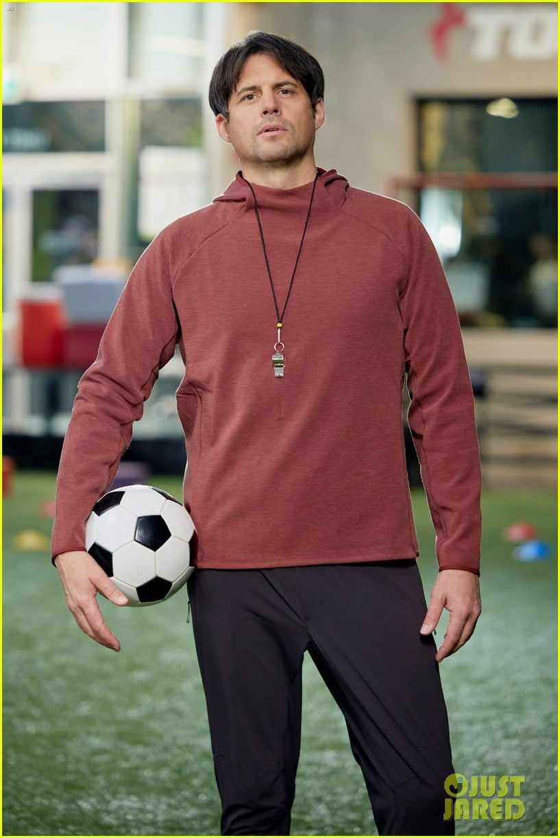 Kristoffer Polaha & Nadia Hatta Talk All About Their New Hallmark Movie ...