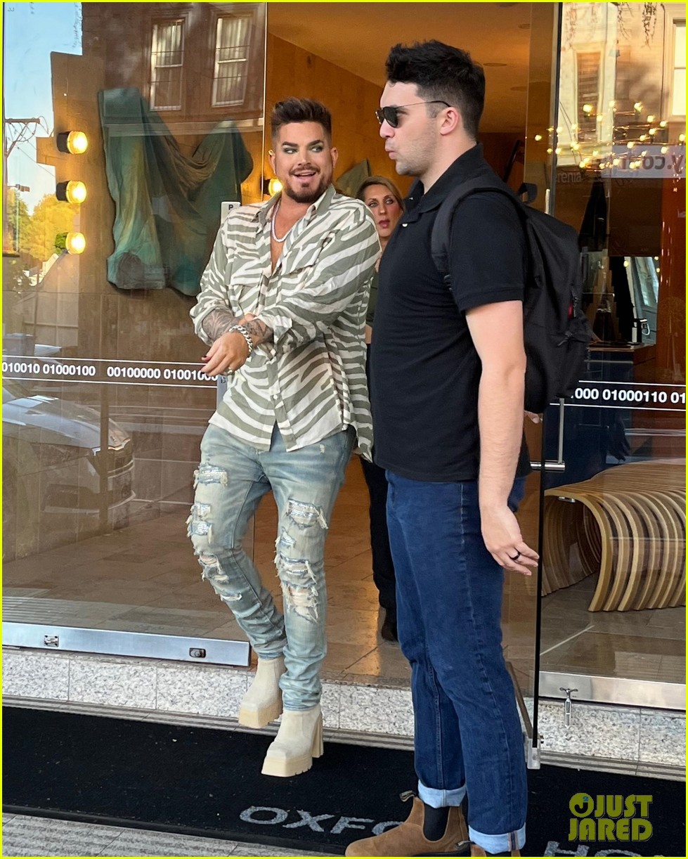 Adam Lambert Greets Fans During a Day Out in Sydney (Photos): Photo ...