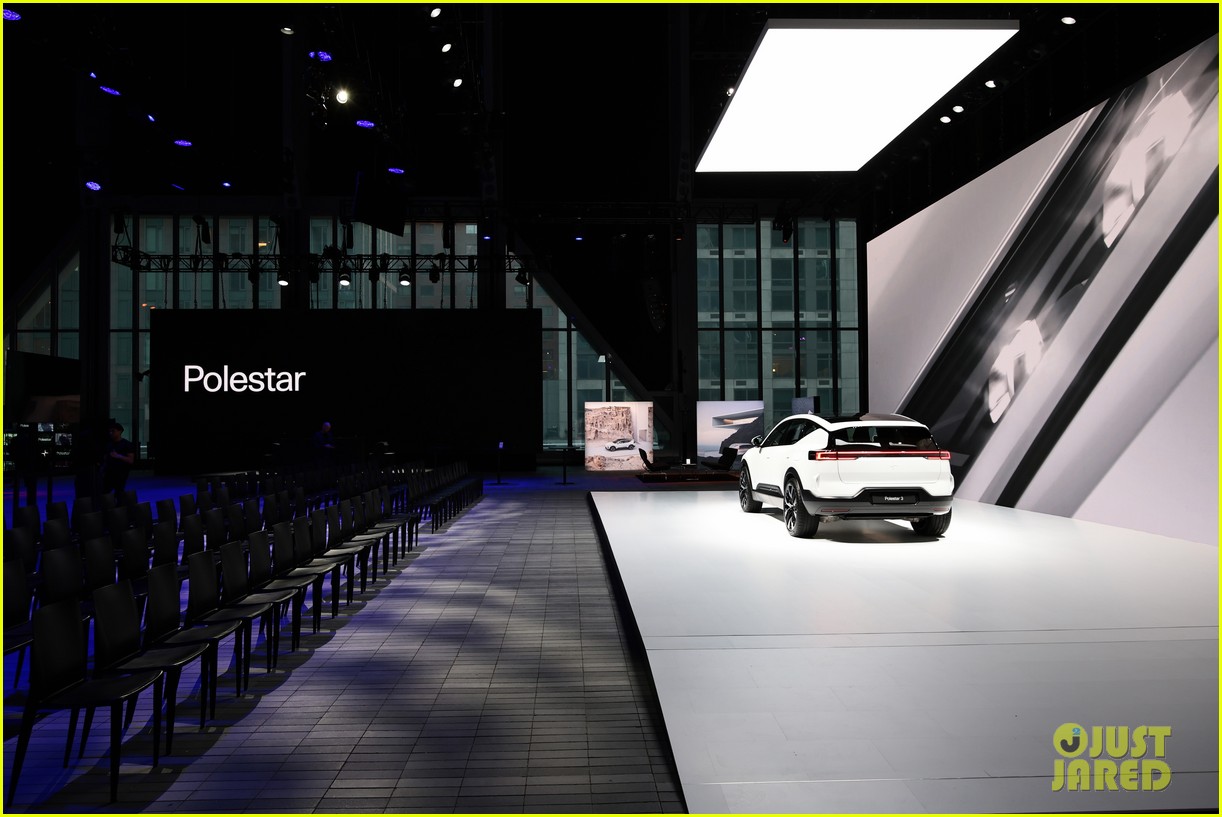 Leonardo DiCaprio Checks Out Polestar 3's Debut in NYC With Irina Shayk ...