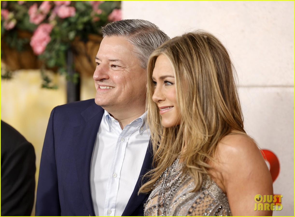 Jennifer Aniston & Jodie Turner-Smith Glam Up In Silver & Gold For ...