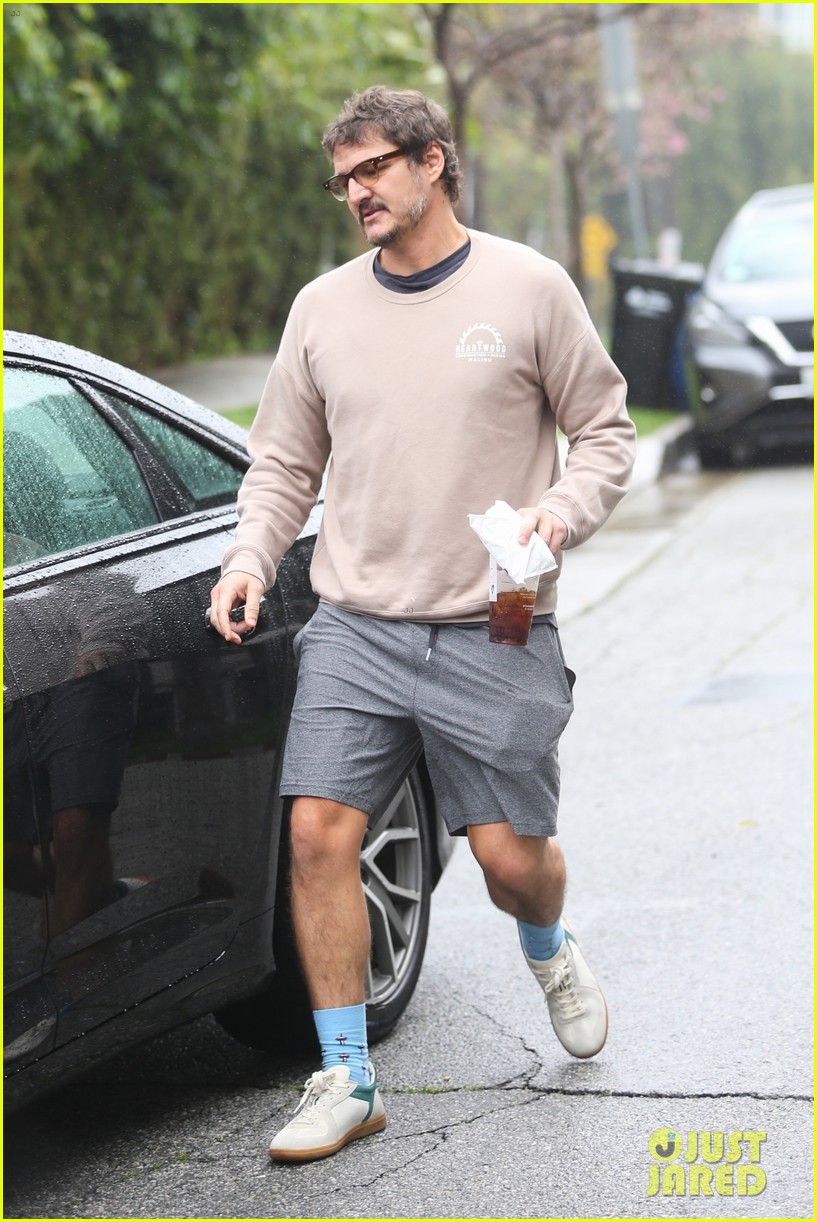 Pedro Pascal Spotted Out in L.A. After Hanging Out with Bradley Cooper ...