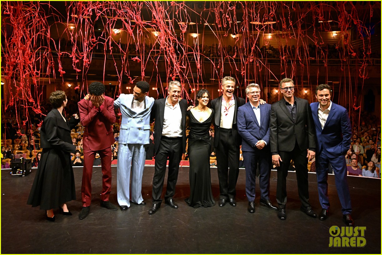 Chris Pine Reveals Working on 'Dungeons & Dragons' With Michelle ...