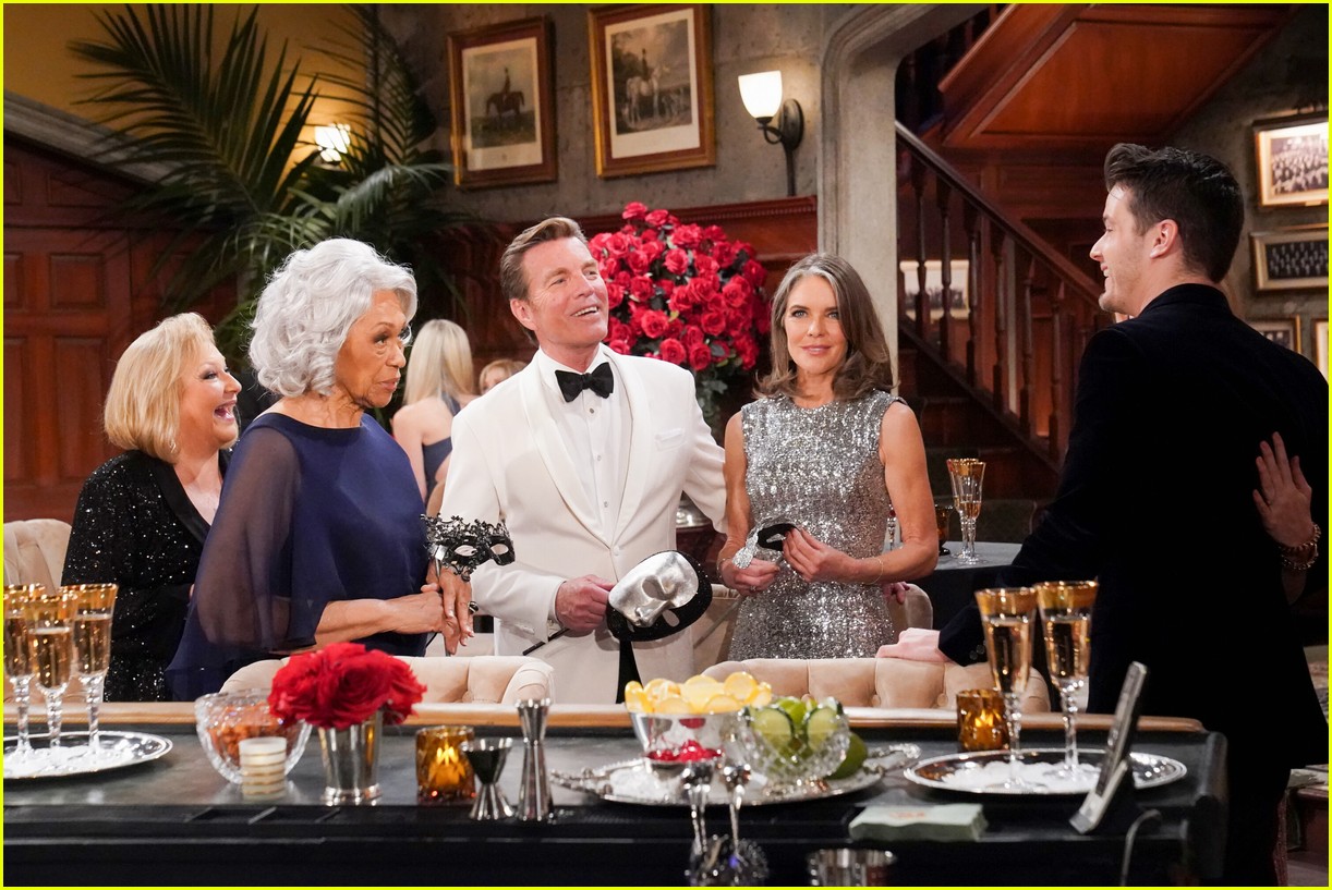 50 Photos You Need to See from 'Young & The Restless' 50th Anniversary ...