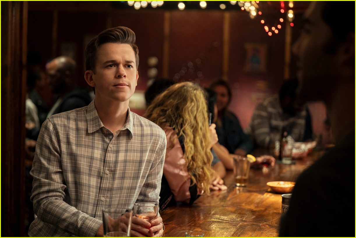 Photo: rob lowe john owen lowe netflix unstable trailer 14 | Photo ...