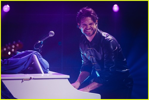 The Scarlet Opera Makes Their TV Debut With 'Alive'!: Photo 4901439 ...