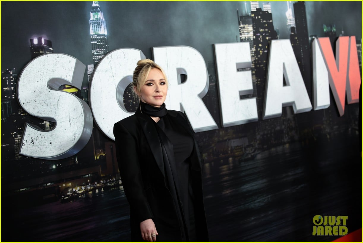 Hayden Panettiere & Courteney Cox Join the New Scream Queens at 'Scream ...