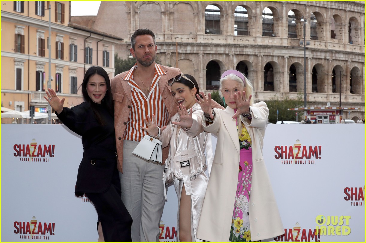 Zachary Levi Joins Lucy Liu, Rachel Zegler, & Helen Mirren at 'Shazam! Fury of the Gods ...