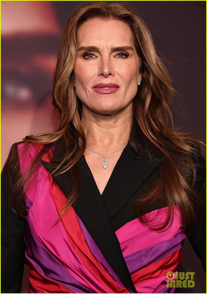 Brooke Shields' Husband & Daughter Join Her for 'Pretty Baby ...