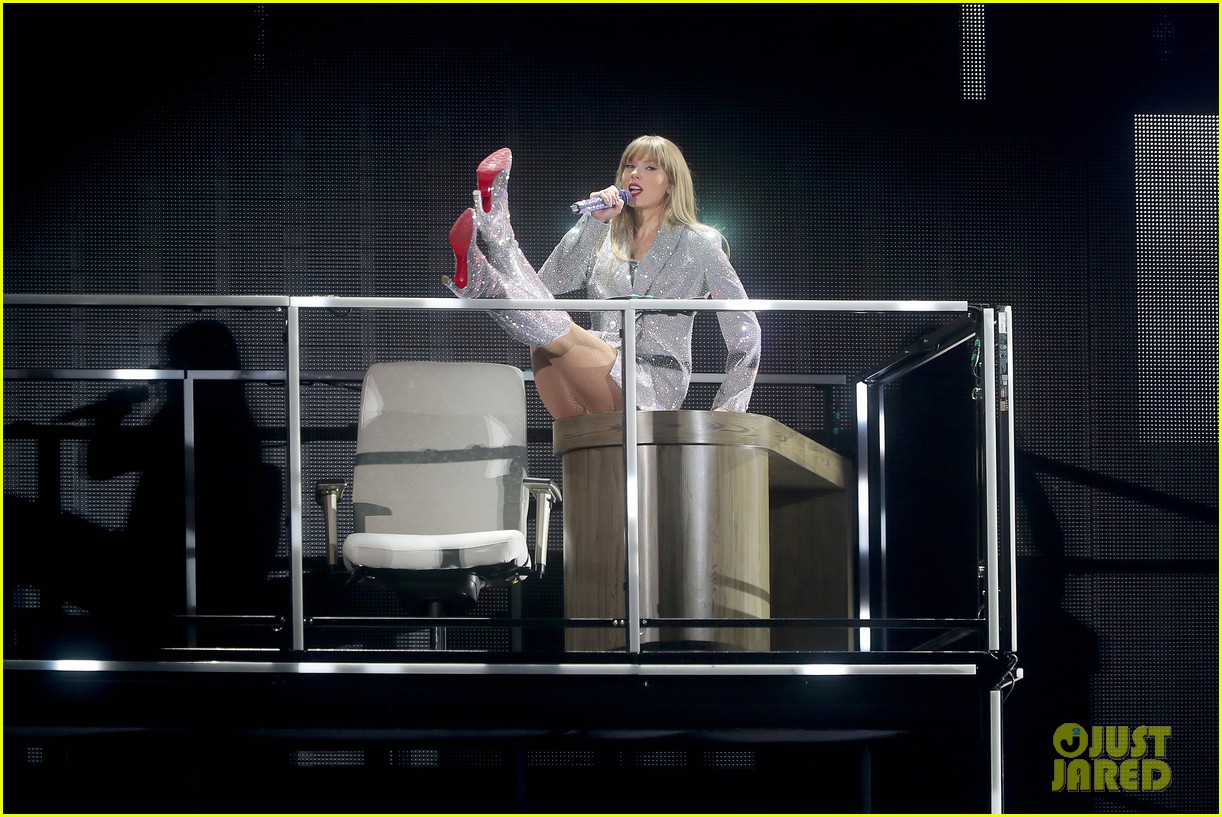 Taylor Swift's First Show of 'Eras Tour' - Over 60 Photos & Every Costume Revealed!: Photo ...