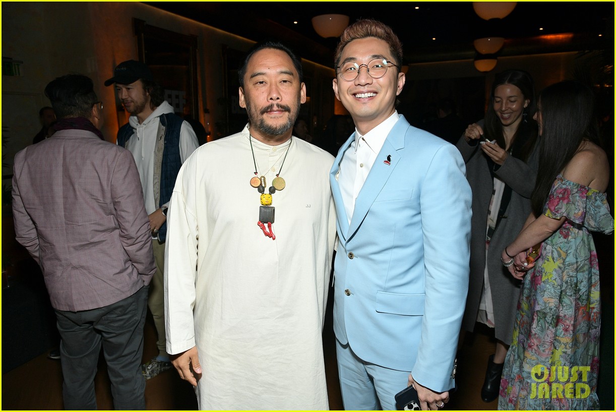 Ali Wong & Steven Yeun Step Out for Netflix's 'BEEF' Premiere in L.A.: Photo 4916145 | Steven ...