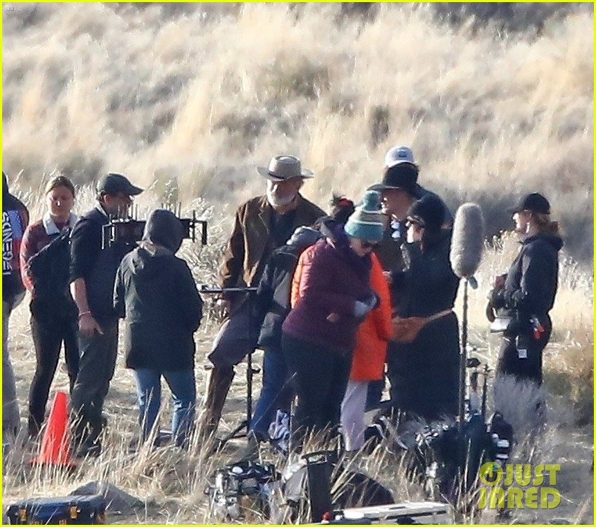 Alec Baldwin Works With Horses & Gears Up As Sheriff In New 'Rust' Set ...