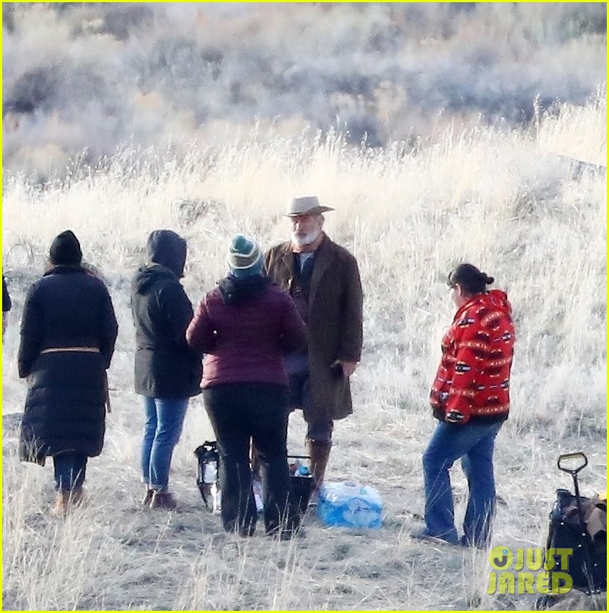 Alec Baldwin Works With Horses & Gears Up As Sheriff In New 'Rust' Set ...