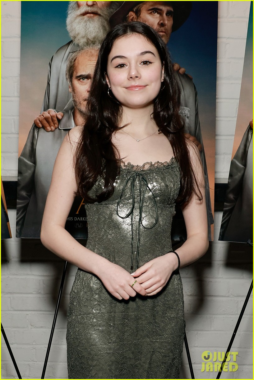 Joaquin Phoenix Joins 'Beau Is Afraid' Cast at NYC Screening - Watch ...