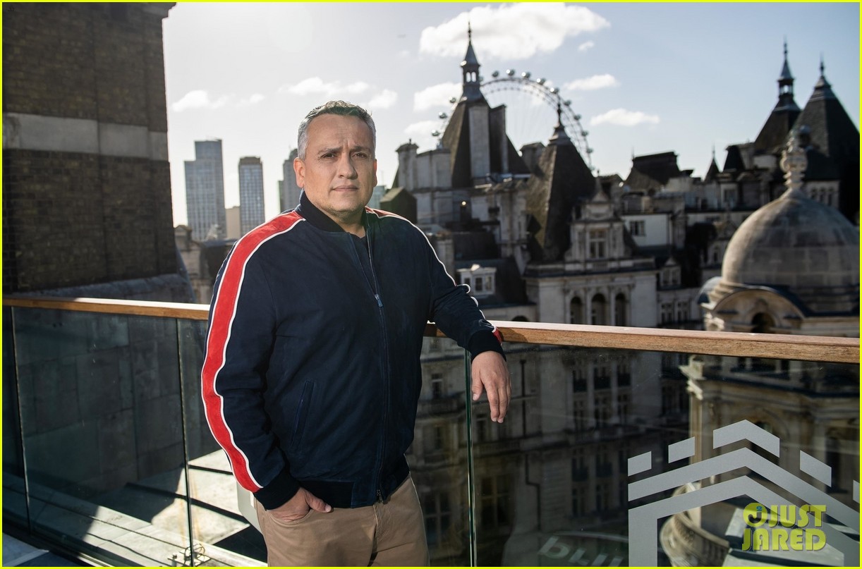 Richard Madden, Priyanka Chopra & Stanley Tucci Buddy Up at 'Citadel ...